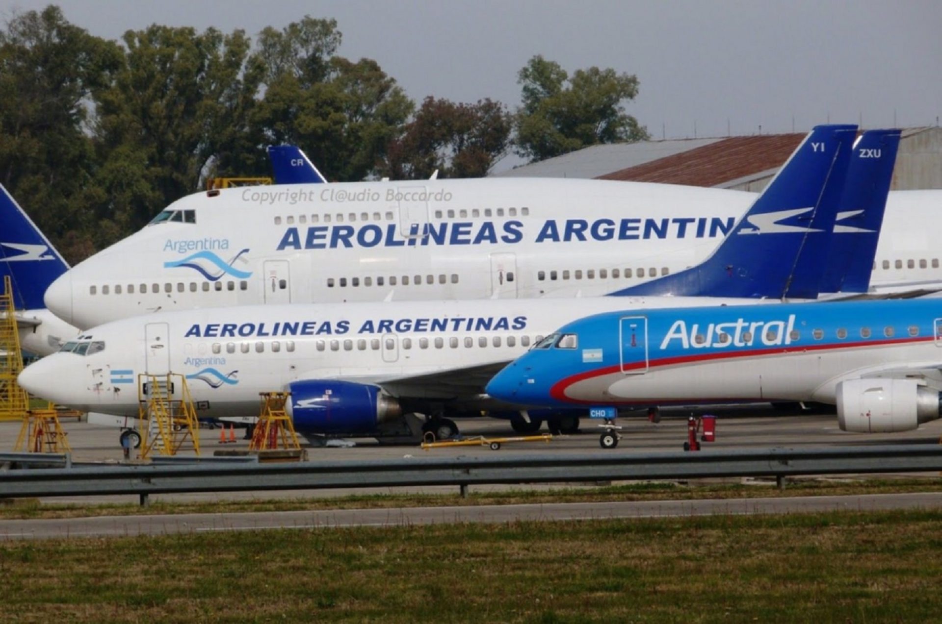 Aerolíneas Argentinas absorbe a Austral y encara mantenimiento y ...